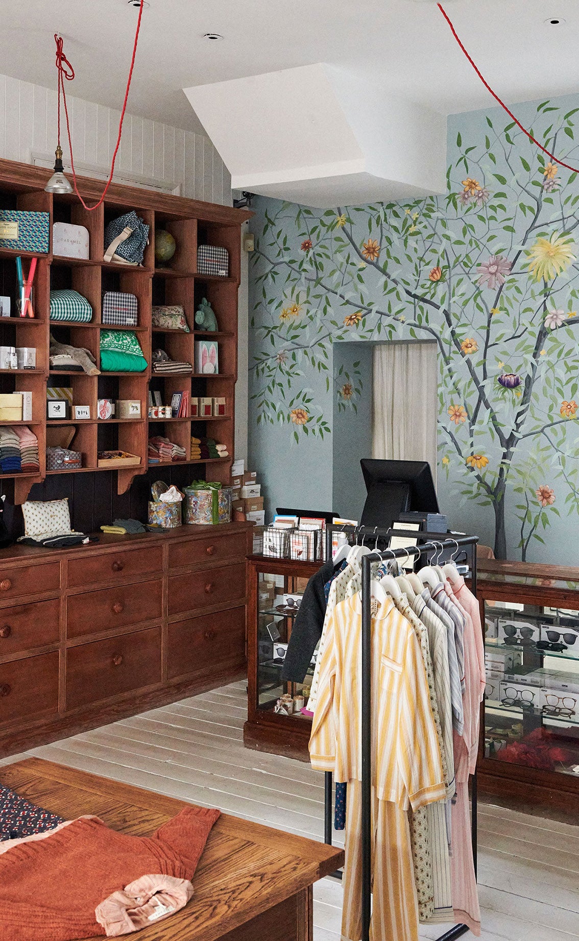 Checkout Latest Royal Inspired Designs